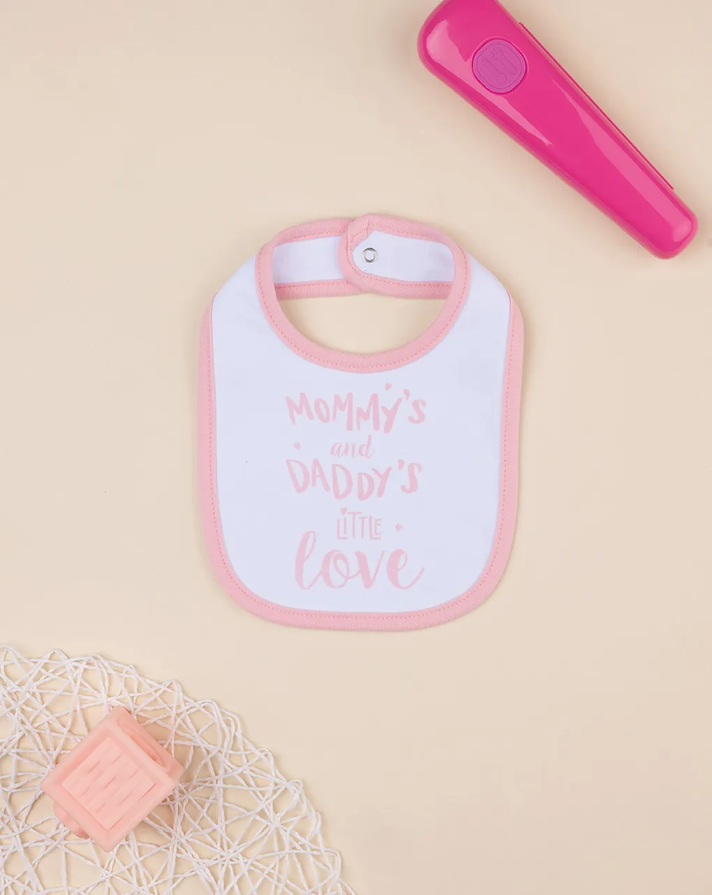 Βρεφική σαλιάρα λευκή/ροζ little love για κορίτσι | Prénatal Store Online